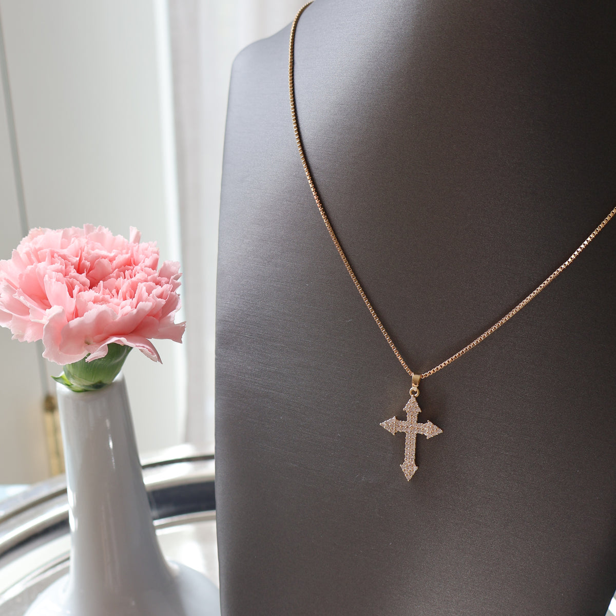 Jumbo Gothic Cross – Jay Day
